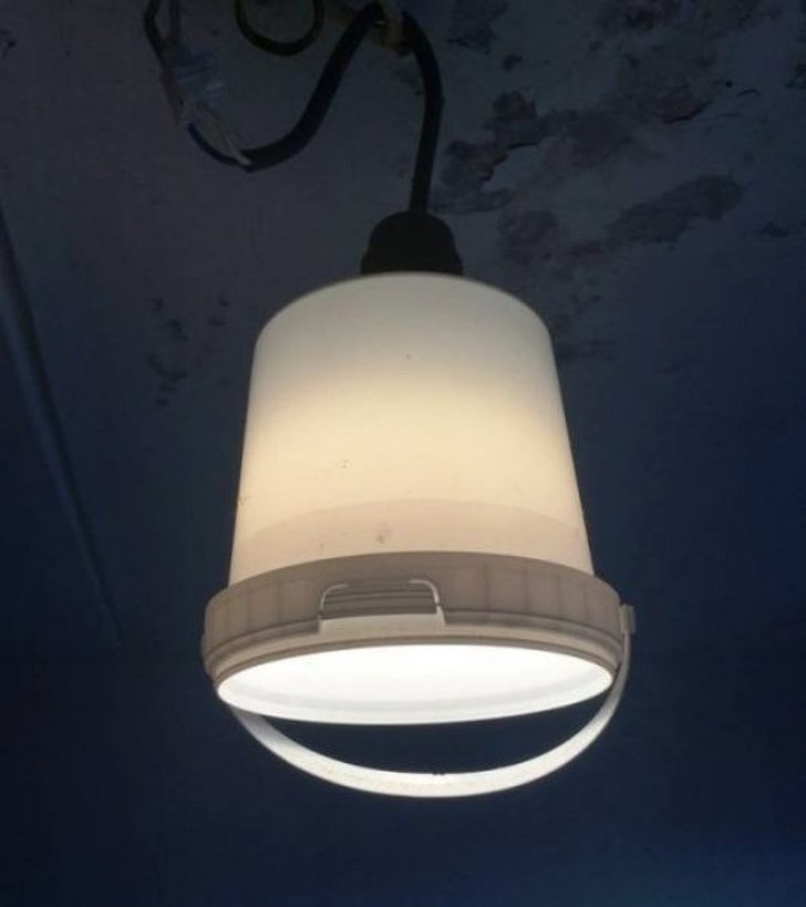 21個「是怎麼想出來的？！」天才困難解決方法 大學生的專屬烤箱…就是你拿來打報告的東西 | TEEPR 亮新聞